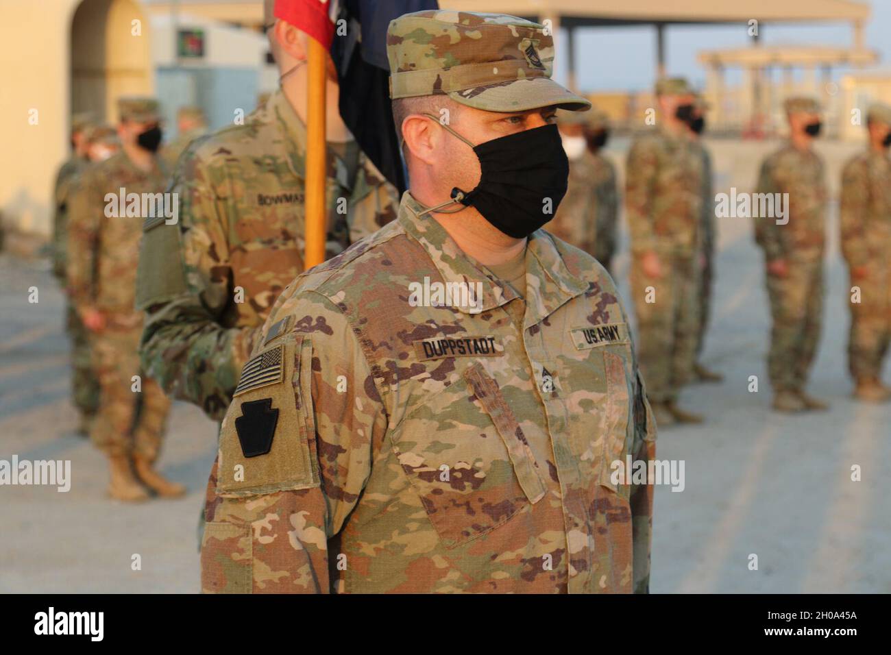 U.S. Soldiers with Headquarters and Headquarters Company, 28th ...