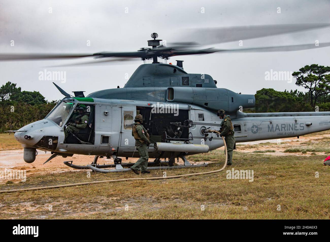 Marines with Marine Medium Tiltrotor Squadron 262 (Reinforced), 31st ...