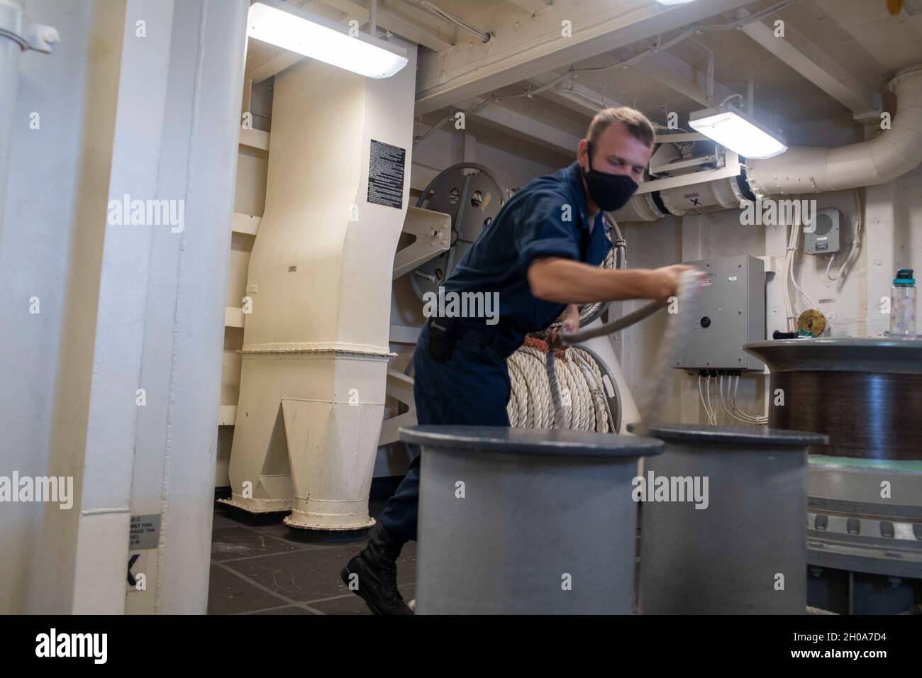 210105-N-JC800-2038 INDIAN OCEAN (Jan. 5, 2021) - U.S. Navy Boatswain’s ...