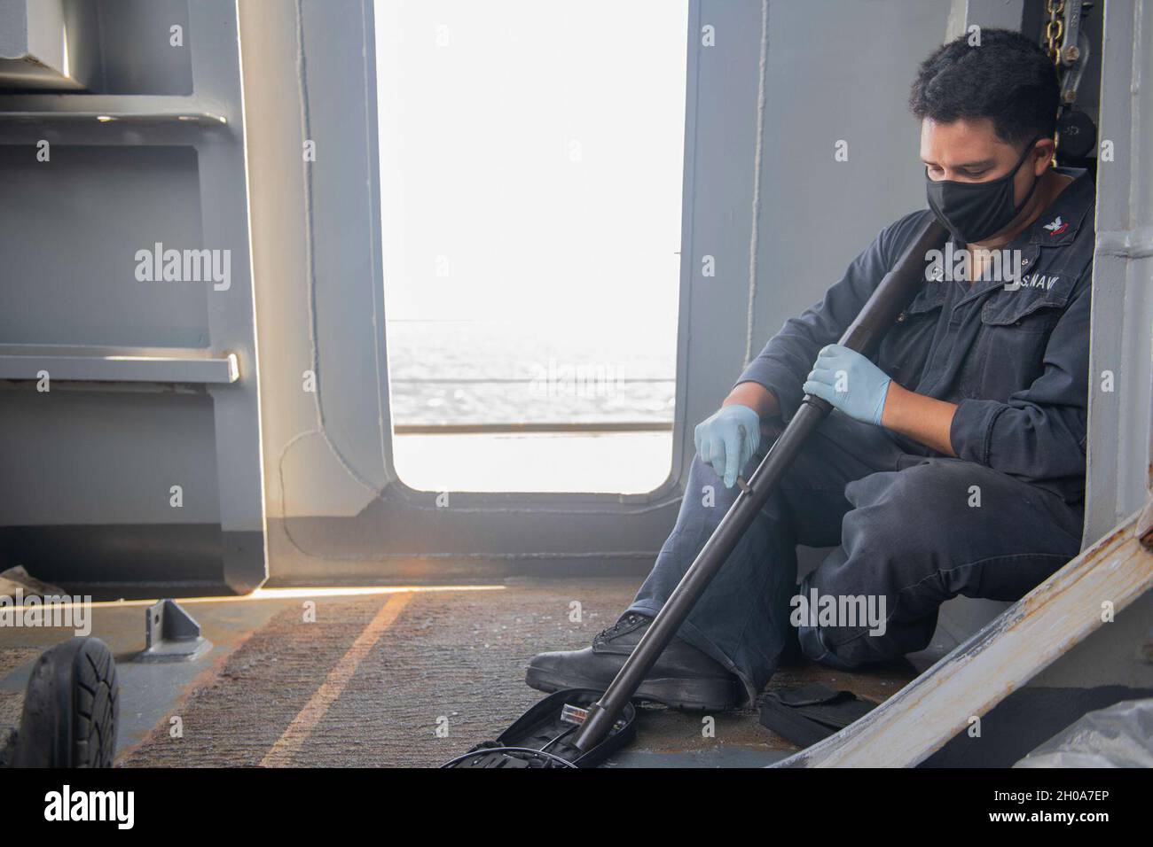 210105-N-FO865-3006 INDIAN OCEAN (Jan. 5, 2020) – U.S. Navy Aviation ...