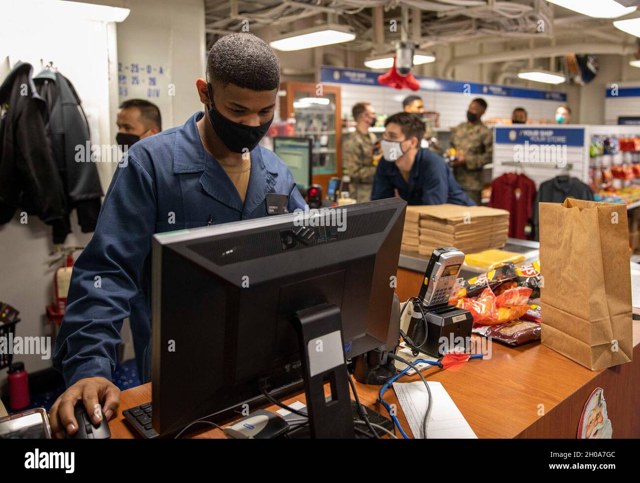 INDIAN OCEAN (Jan. 5, 2021) – U.S. Navy Retail Service Specialist ...