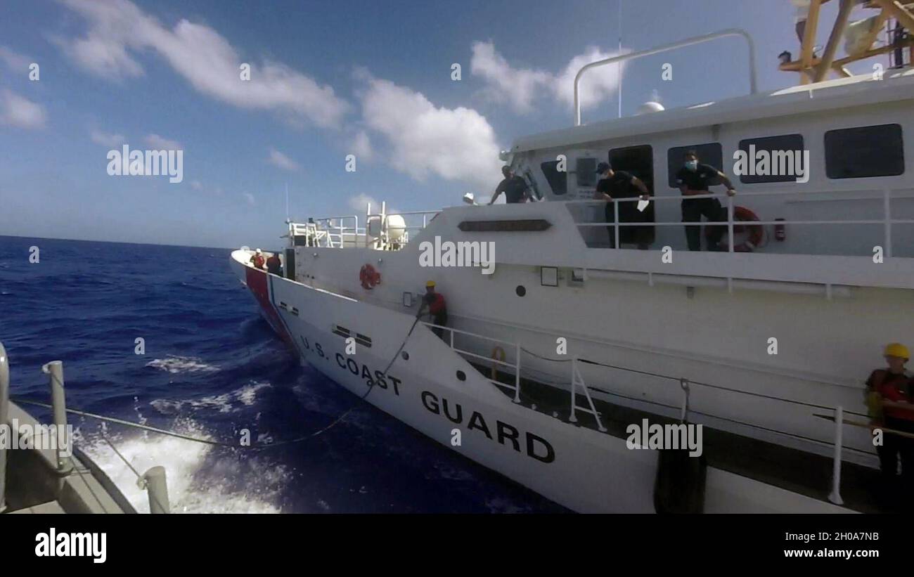 AGAT BAY, Guam Jan. 5, 2021 - A Coast Guardsman aboard U.S. Coast Guard ...