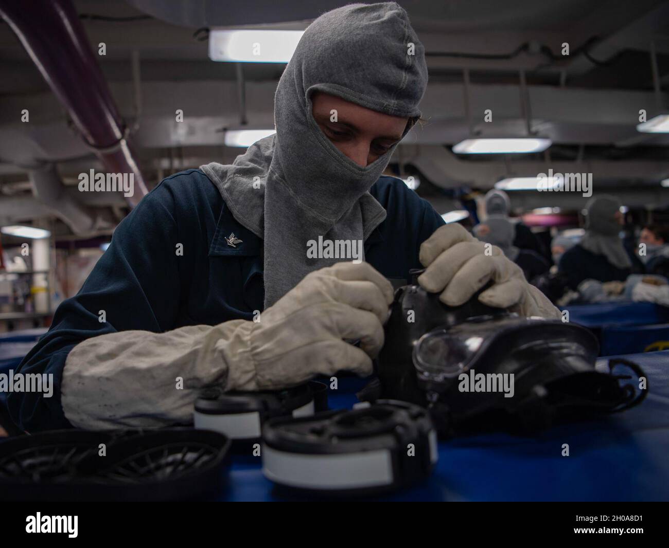 PACIFIC OCEAN (Jan. 7, 2021) – U.S. Navy Electrician’s Mate (Nuclear ...