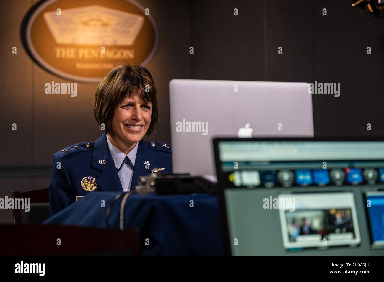 Potomac officers club hi-res stock photography and images - Alamy