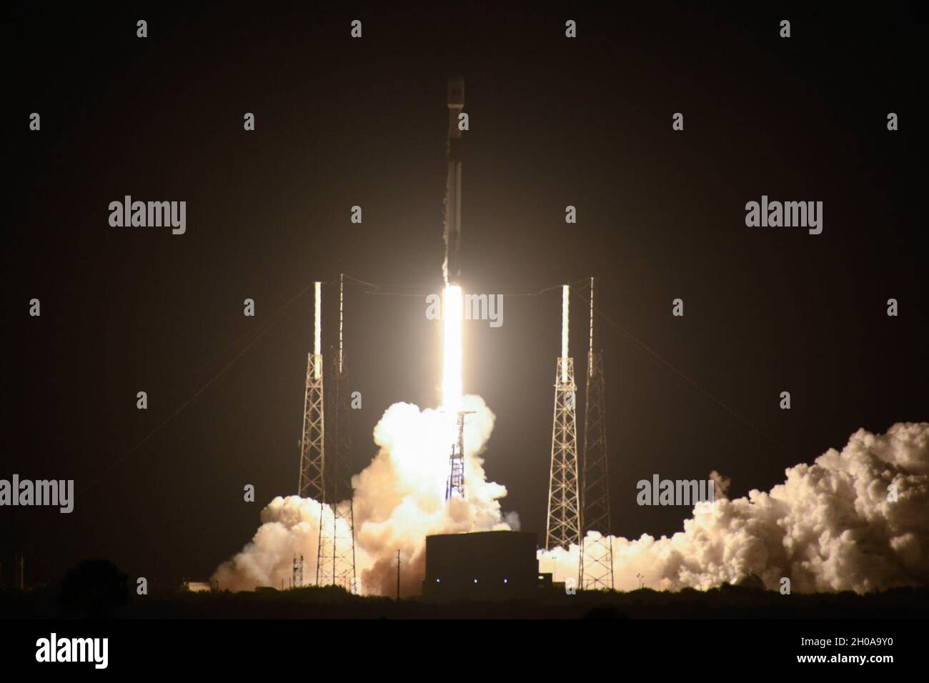 A Falcon 9 Türksat 5A rocket launches successfully from Space Launch ...
