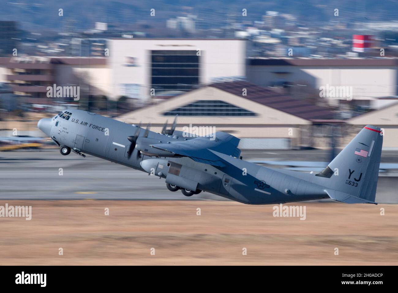 Timed package hi-res stock photography and images - Alamy