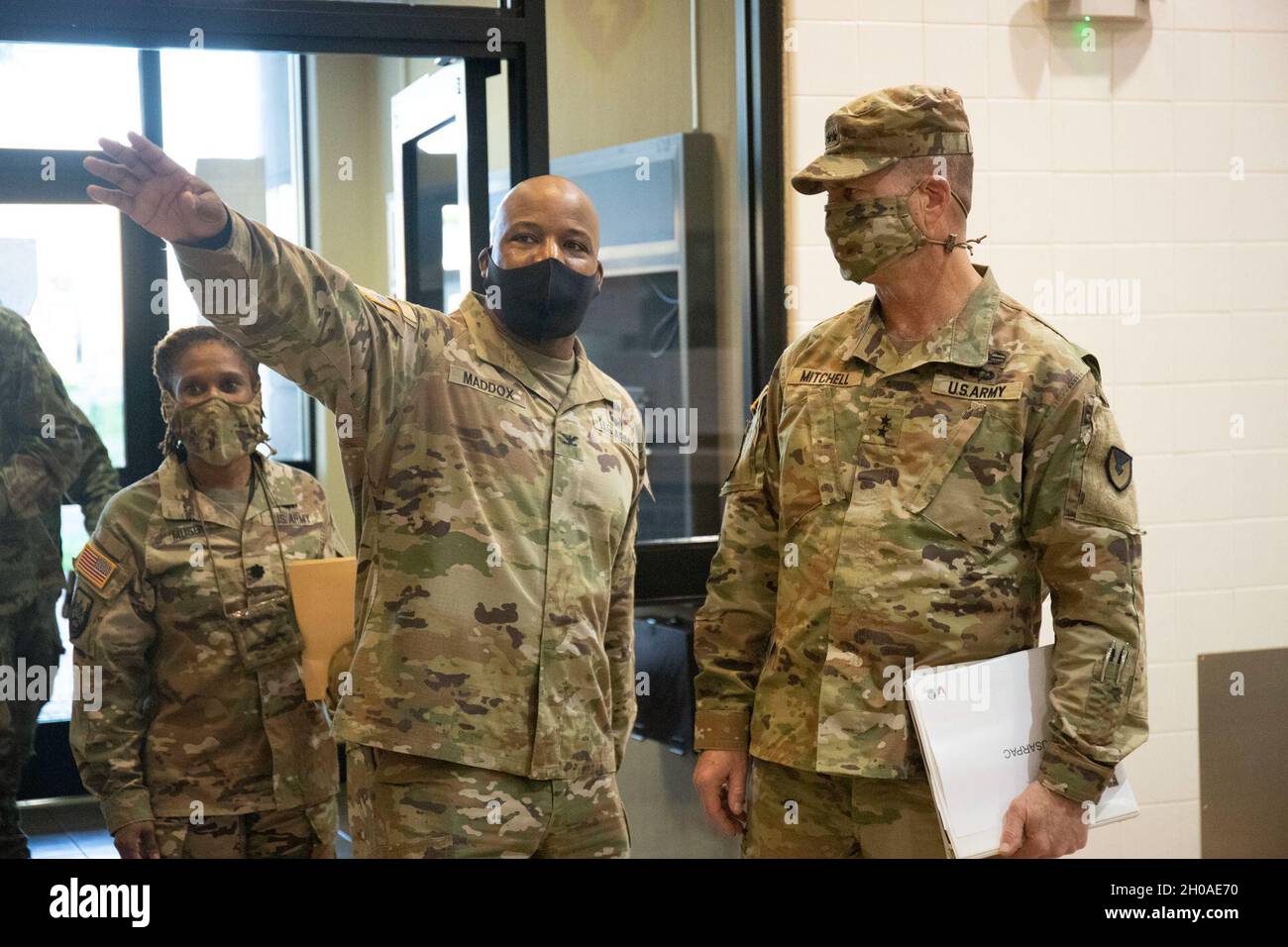Col. Landis Maddox, commander of the 25th Division Sustainment Brigade ...