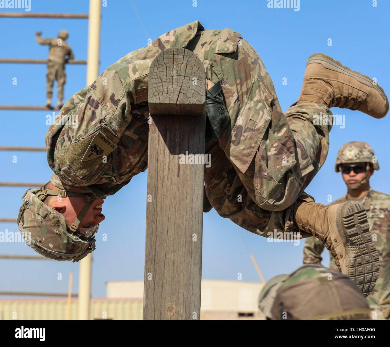 Soldiers with 40th Brigade Engineer Battalion, 2nd Armored Brigade Combat Team, 1st Armored ...