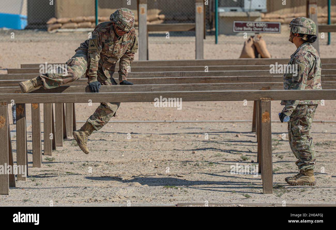 Soldiers with 40th Brigade Engineer Battalion, 2nd Armored Brigade ...