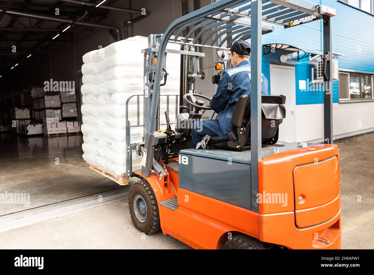 High rack stacker forklift hi-res stock photography and images - Alamy