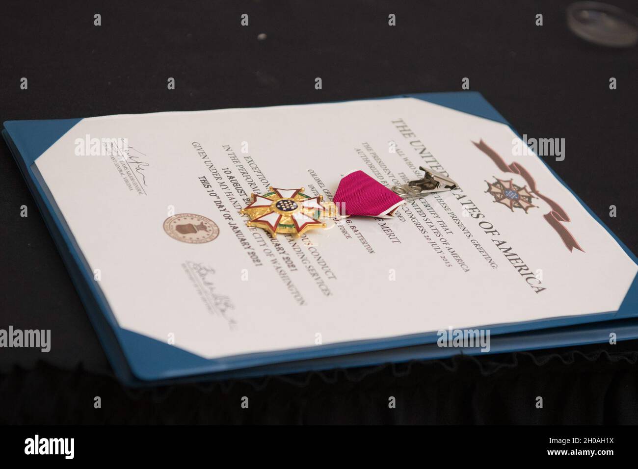 Merit table hi-res stock photography and images - Alamy