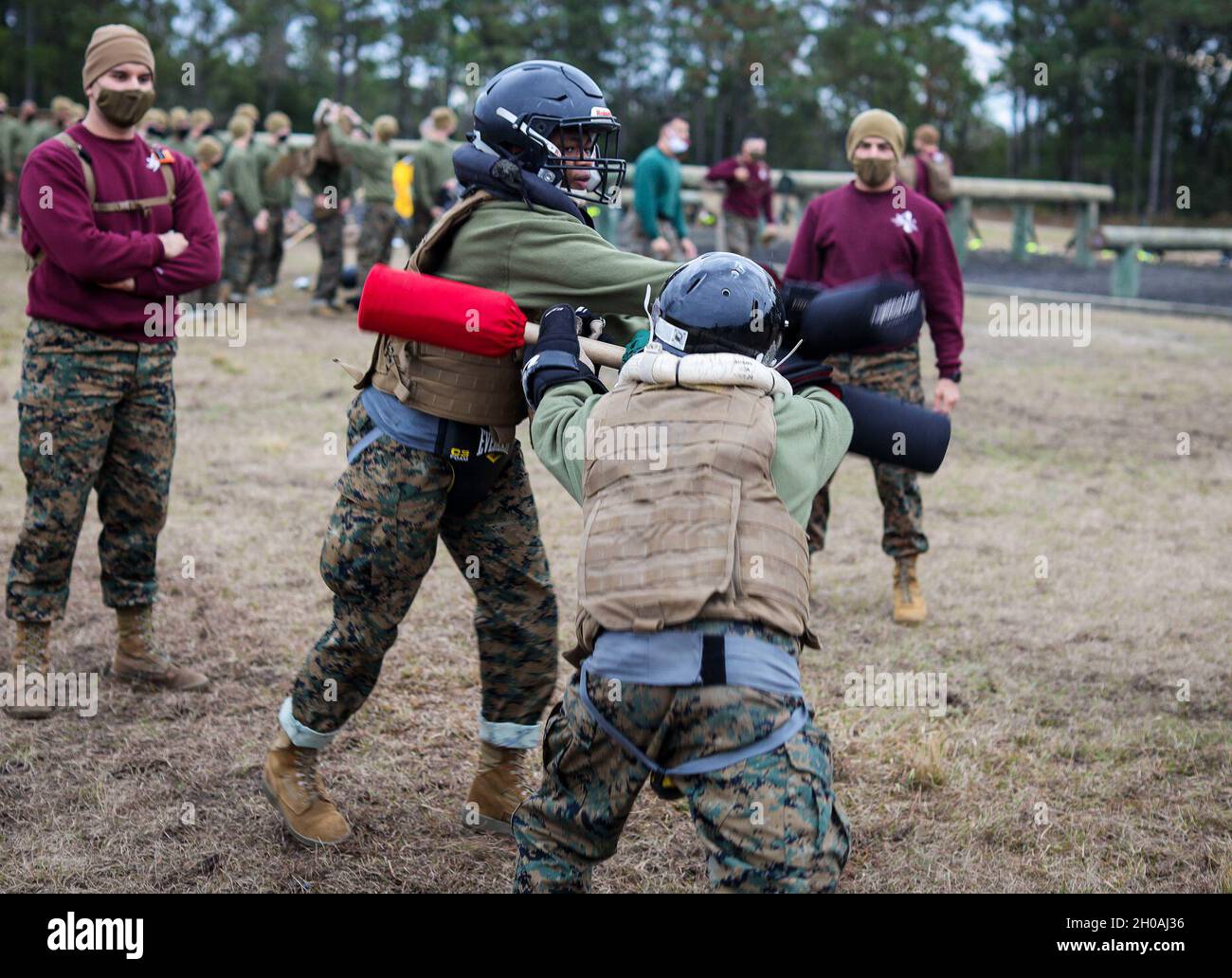 Recruits with Papa Company, 4th Recruit Training Battalion, conduct ...