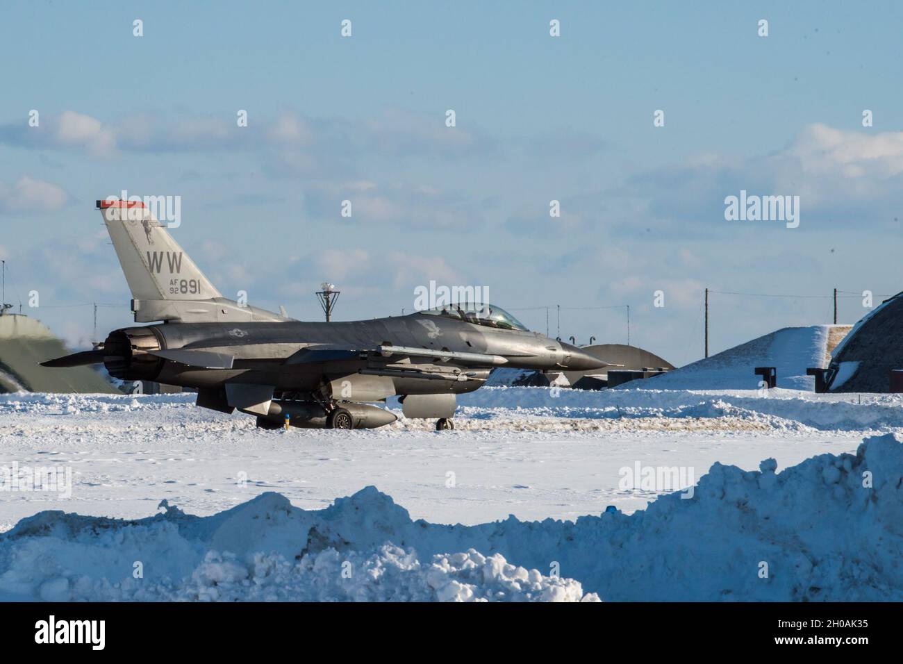 A U.S. Air Force F-16 Fighting Falcon, assigned to the 13th Fighter ...