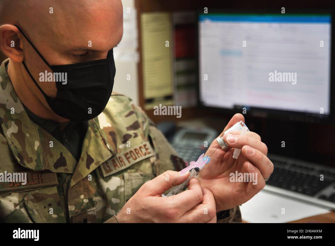 A U.S. Air Force 1st. Lt. Greg Geisler, a clinical nurse assigned to ...