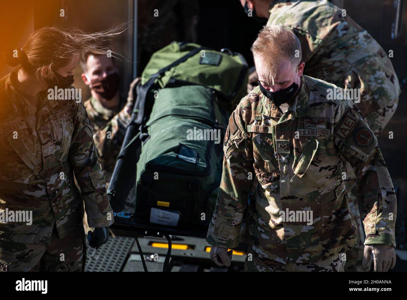 375th aeromedical evacuation squadron hi-res stock photography and ...