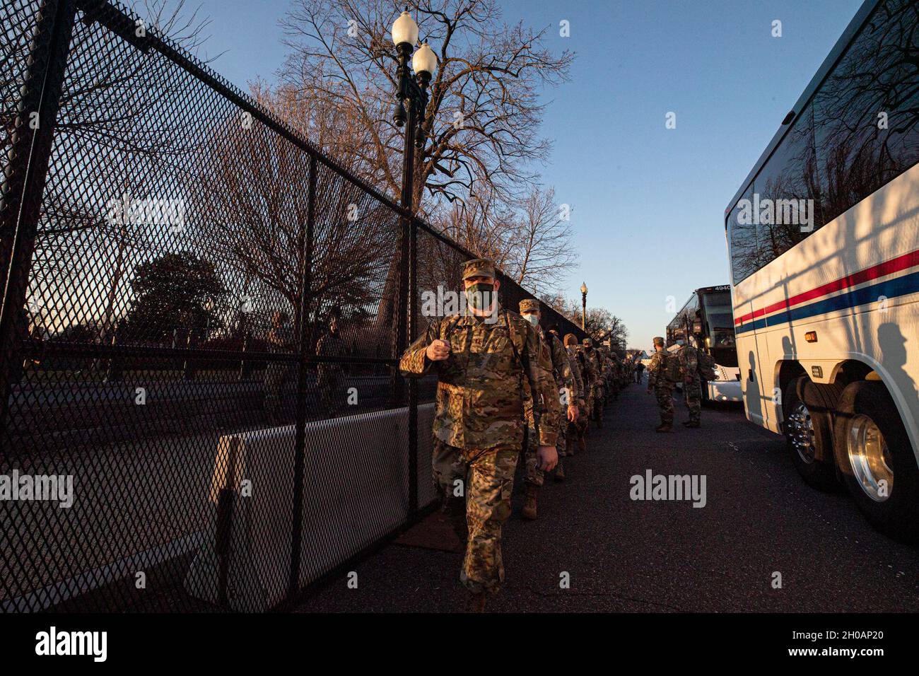 New Jersey National Guard Soldiers and Airmen from 1st Battalion, 114th ...