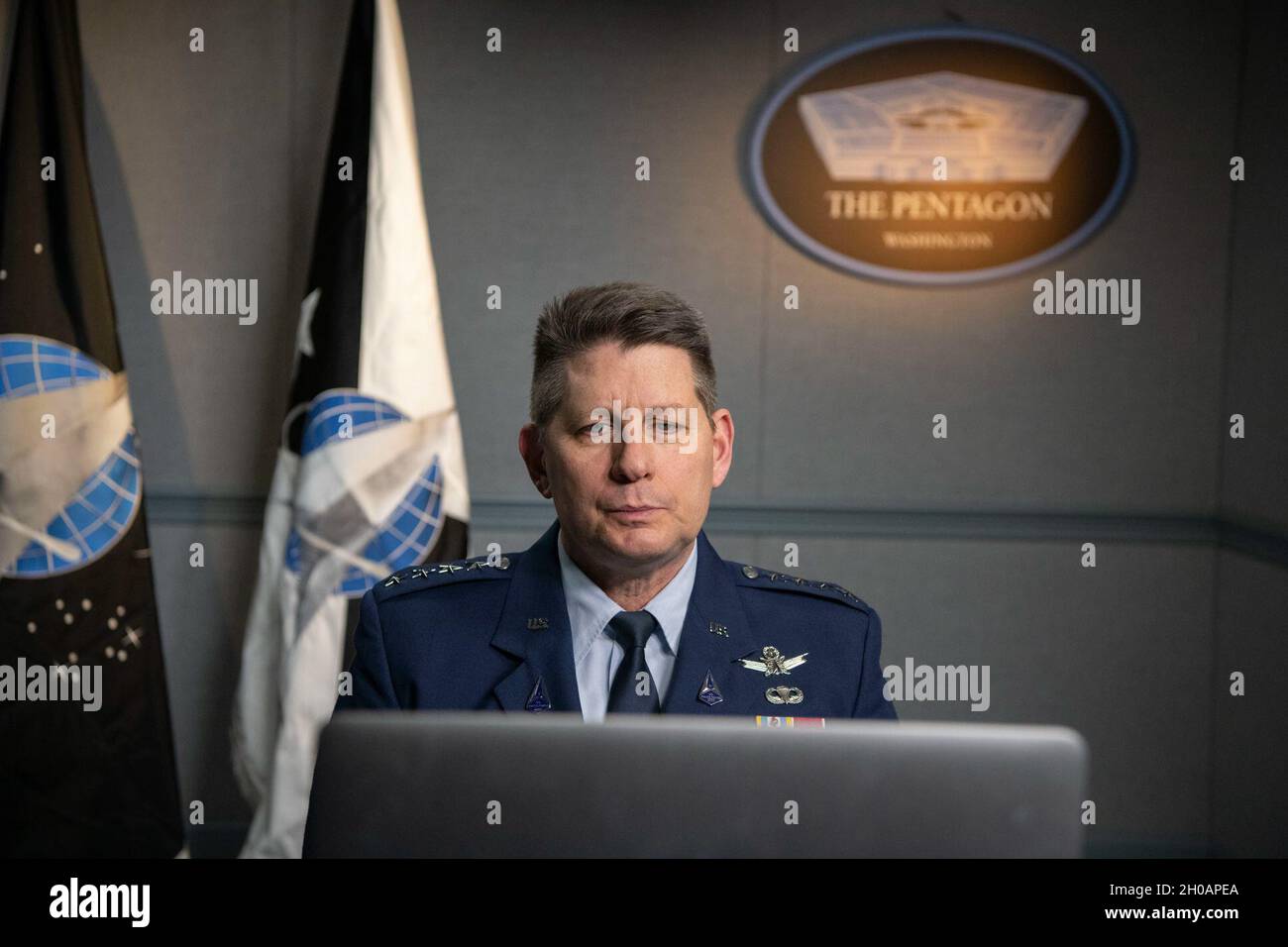 Electromagnetic spectrum operations hi-res stock photography and images ...