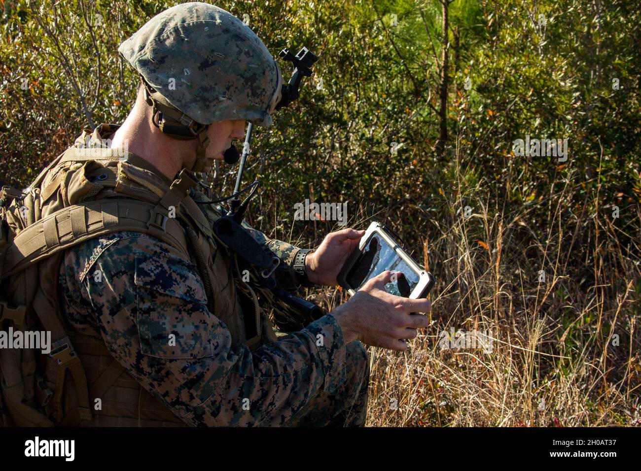 Build a close distance hi-res stock photography and images - Alamy