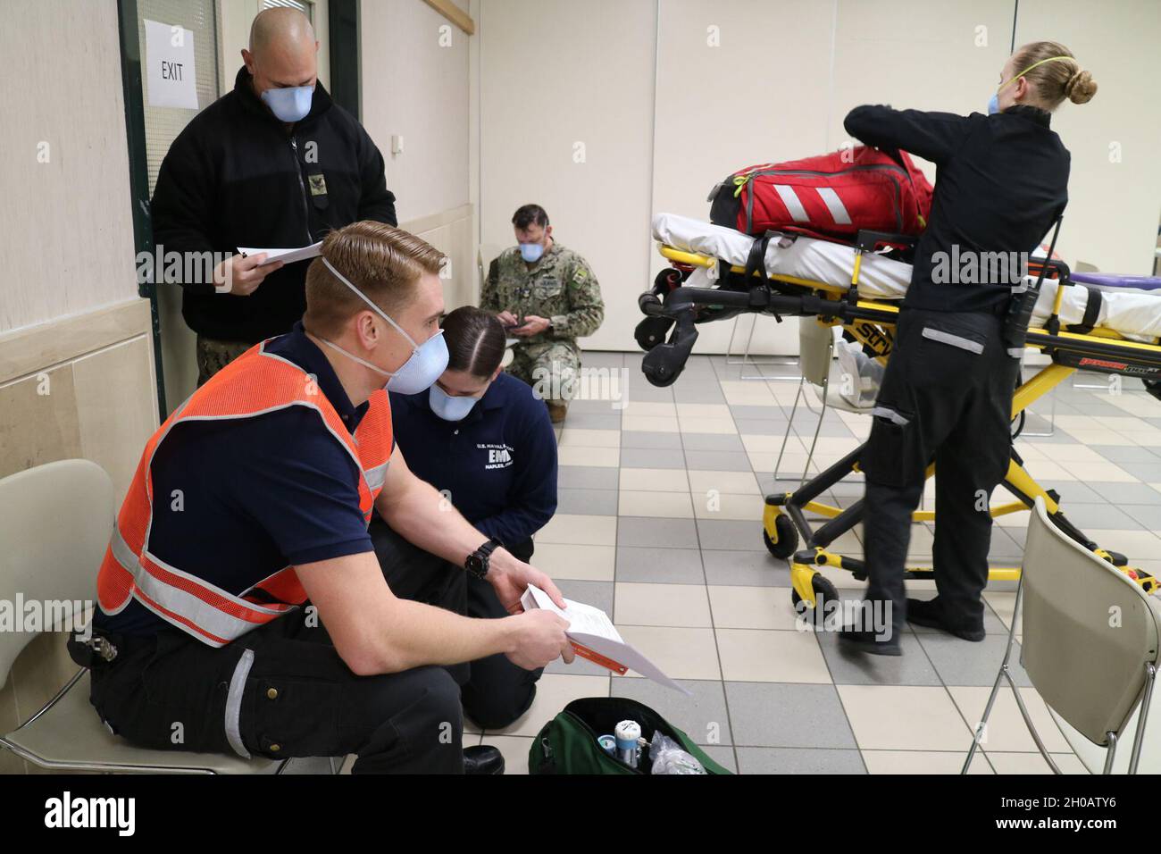 U.S. Naval Hospital (USNH) Naples Emergency Medicine Corpsmen perform ...