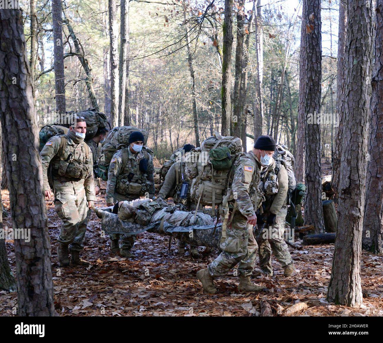Improvised litter hi-res stock photography and images - Alamy
