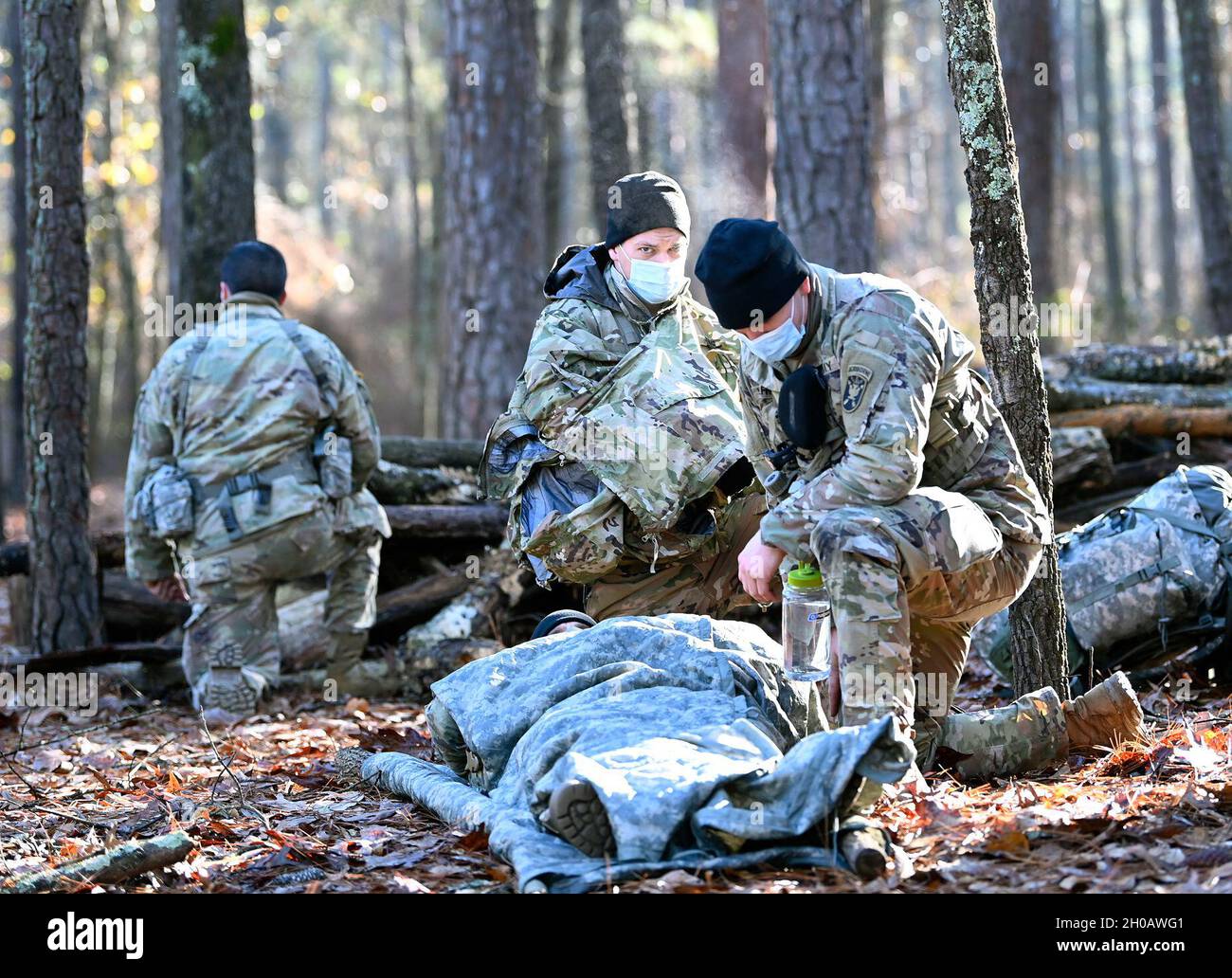 Sere survival school hi-res stock photography and images - Alamy