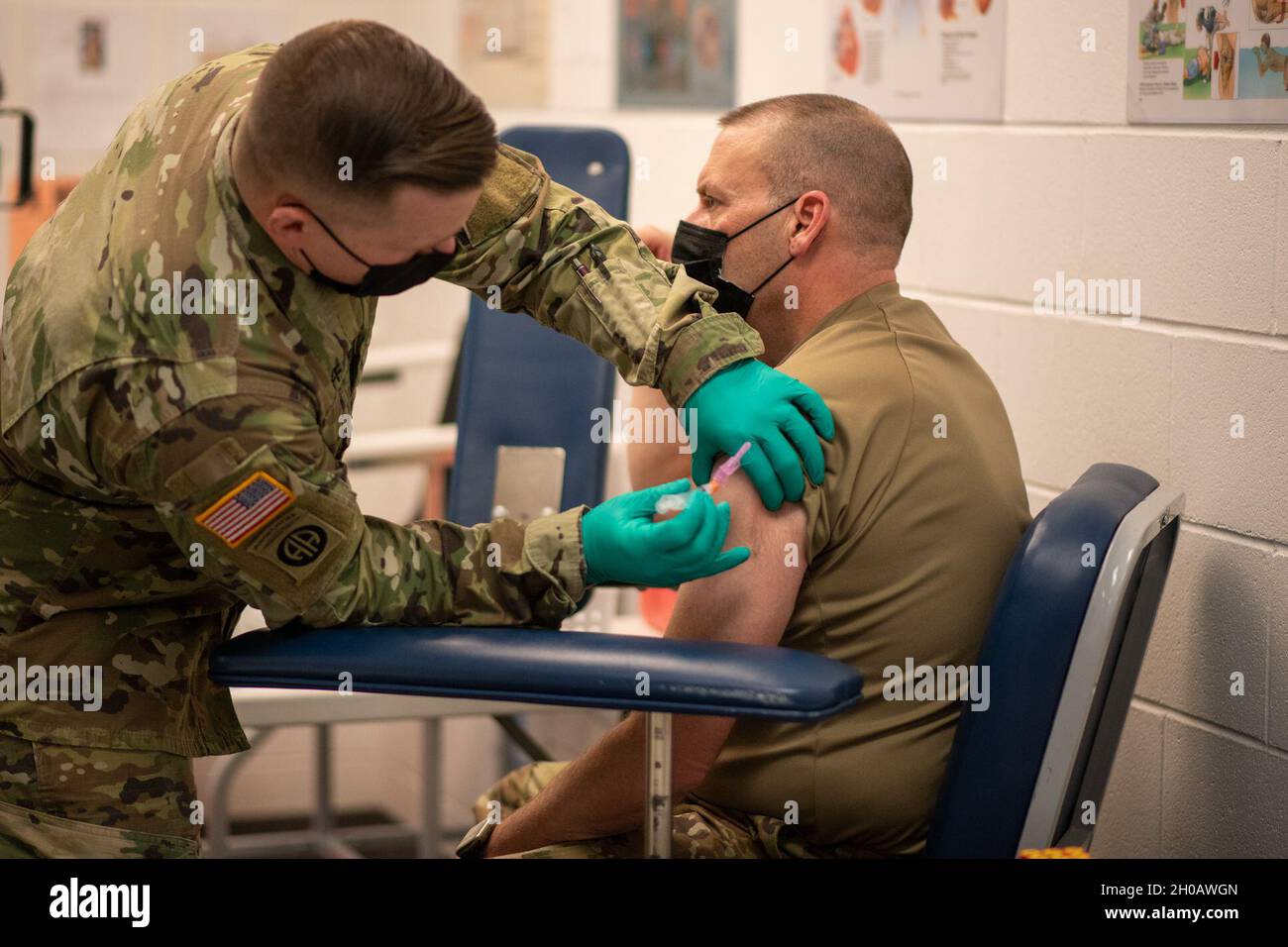 U.S. Army Staff Sgt. Neff of the Wyoming Army National Guard’s Medical ...