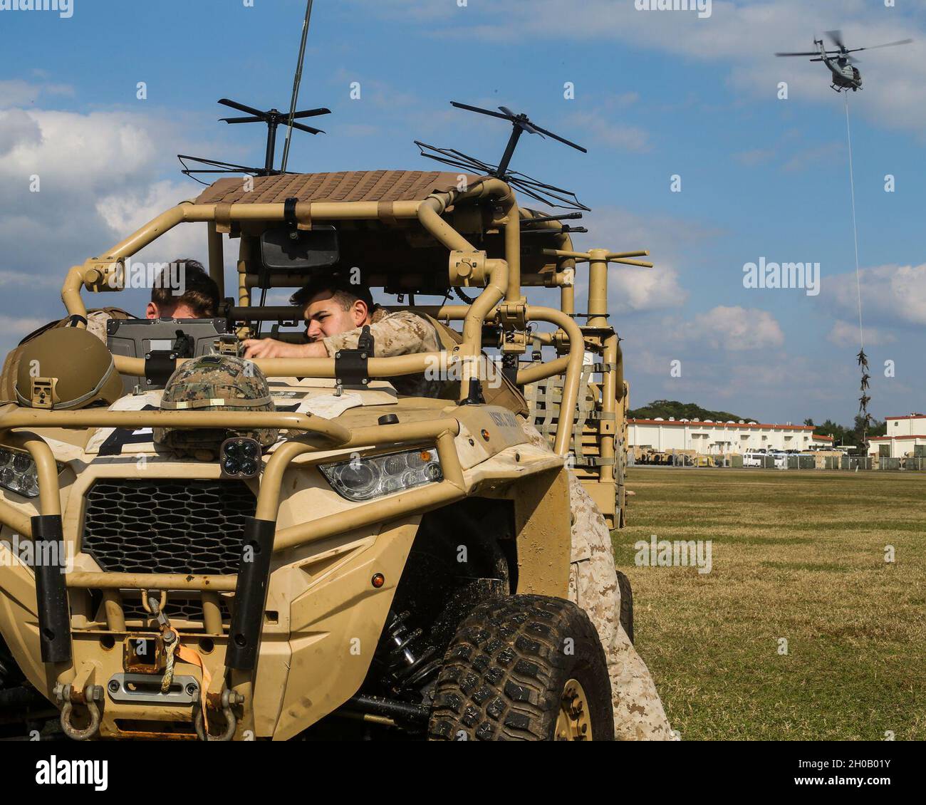 U.S. Marines with 31st Marine Expeditionary Unit (MEU) Command Element ...