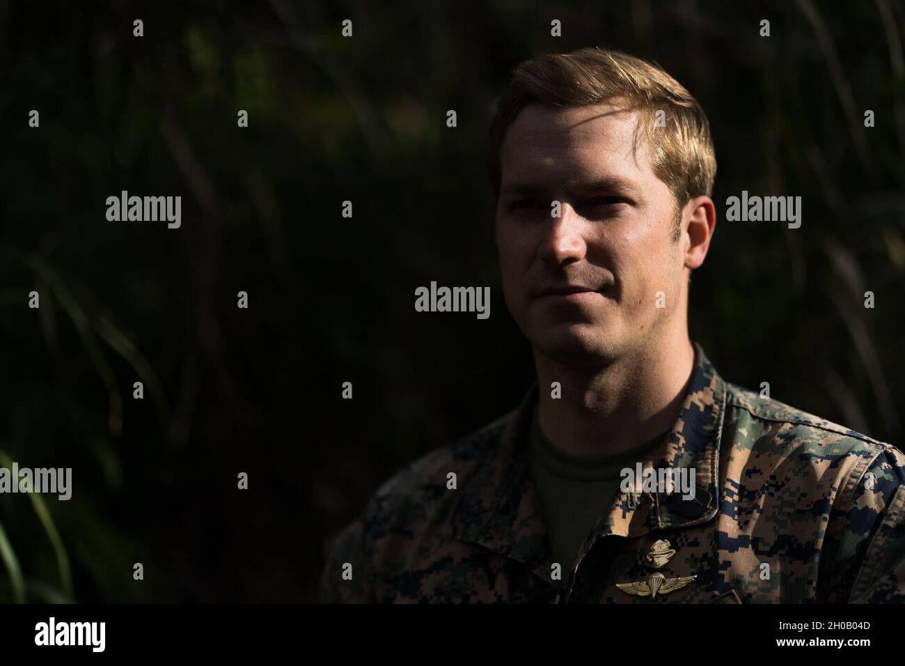U.S. Navy Hospitalman 2nd Class Ryan Redman, a Special Amphibious ...