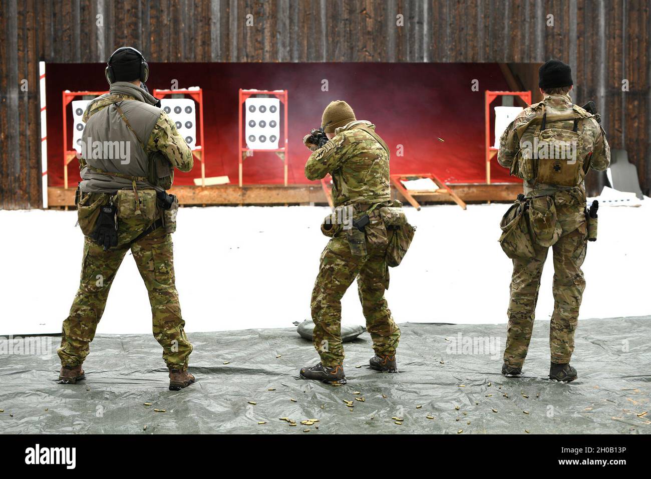 U.S. Special Operations Soldiers, assigned to 10th Special Forces Group ...