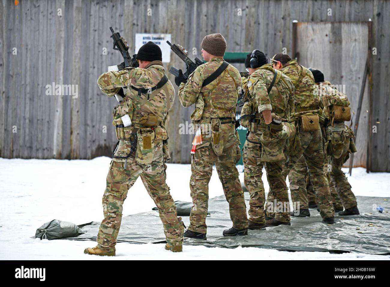U.S. Special Operations Soldiers, assigned to 10th Special Forces Group ...