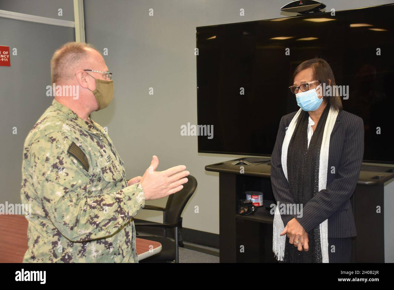 Commanding officer coin hi-res stock photography and images - Alamy