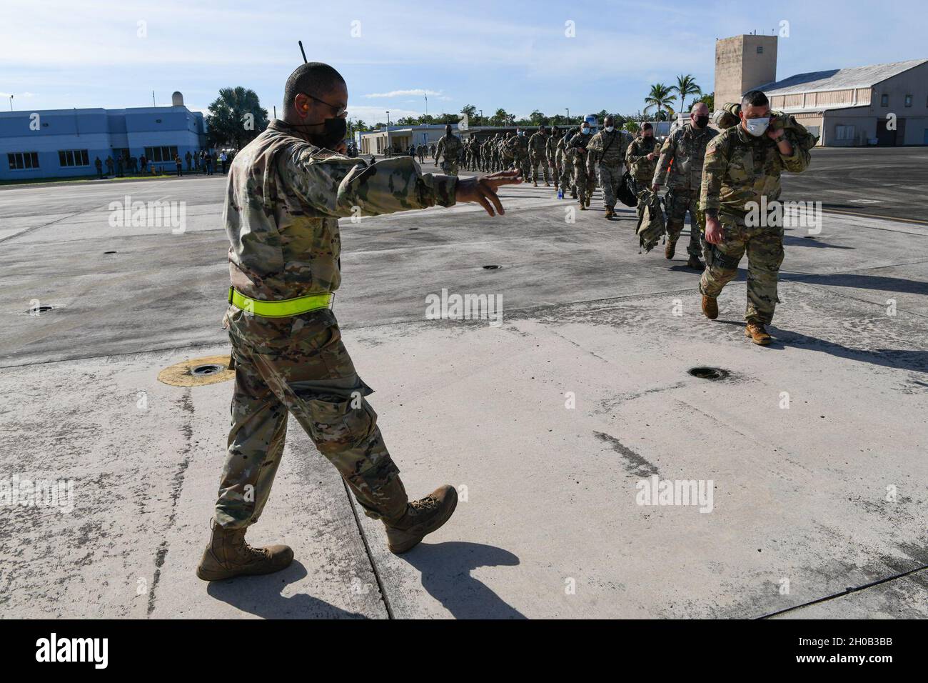 U.S. Army Soldiers with the 92nd Military Police Brigade, Puerto Rico ...
