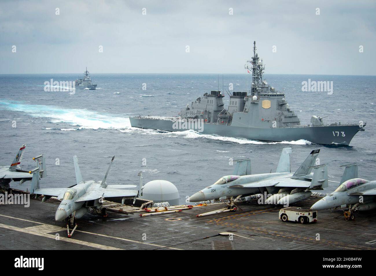 PACIFIC OCEAN (Jan. 15, 2021) – The Japan Maritime Self-Defense Force ...