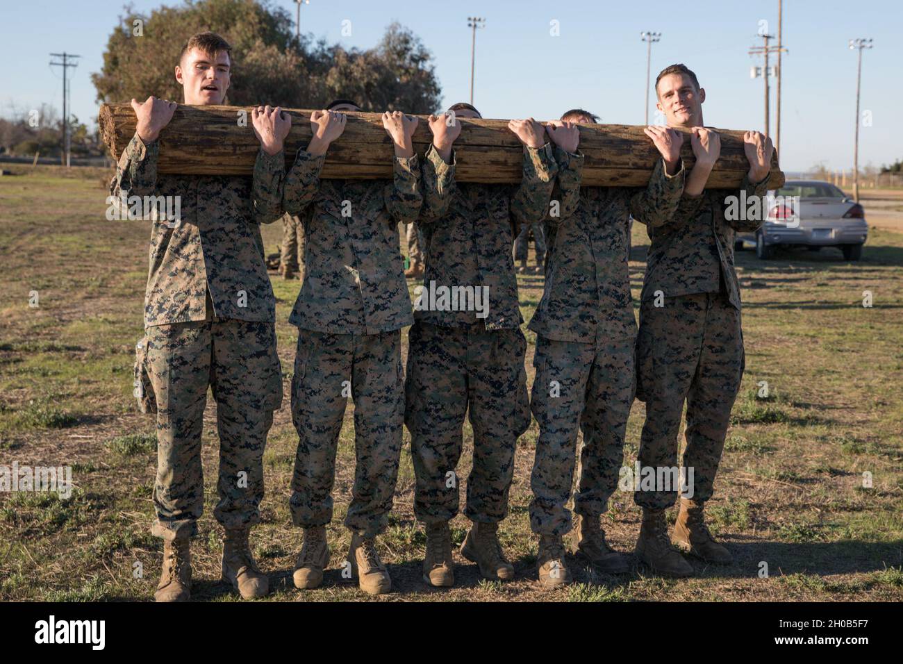 U.S. Marines with Co. C, 3rd Assault Amphibian Battalion, 1st Marine ...