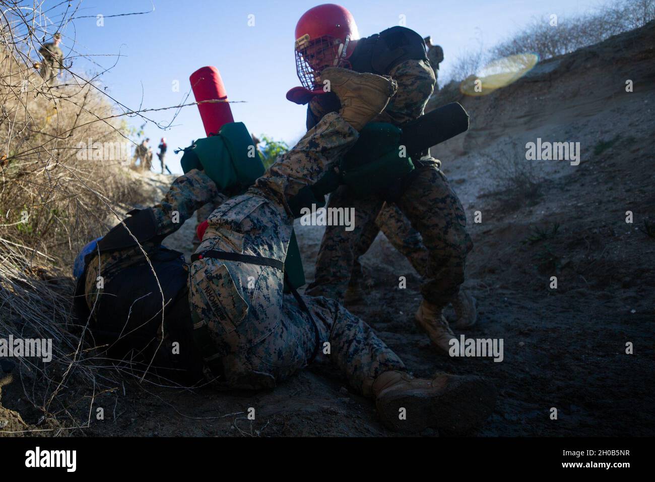 U.S. Marines with Co. C 3rd Assault Amphibian Battalion, 1st Marine ...