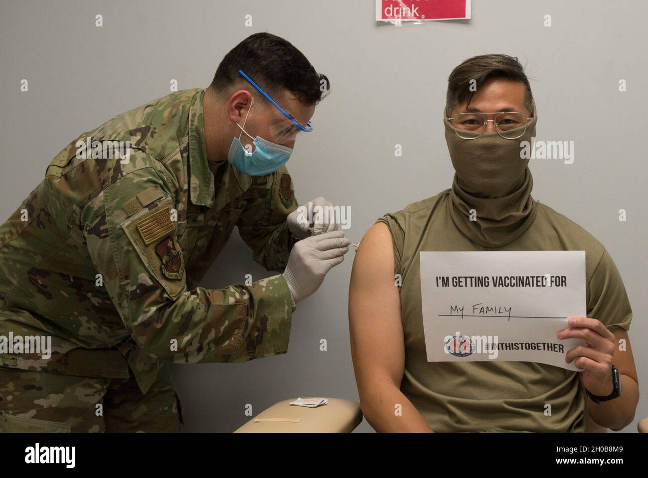 California National Guardsmen from the 129th Rescue Wing, Mountain View ...