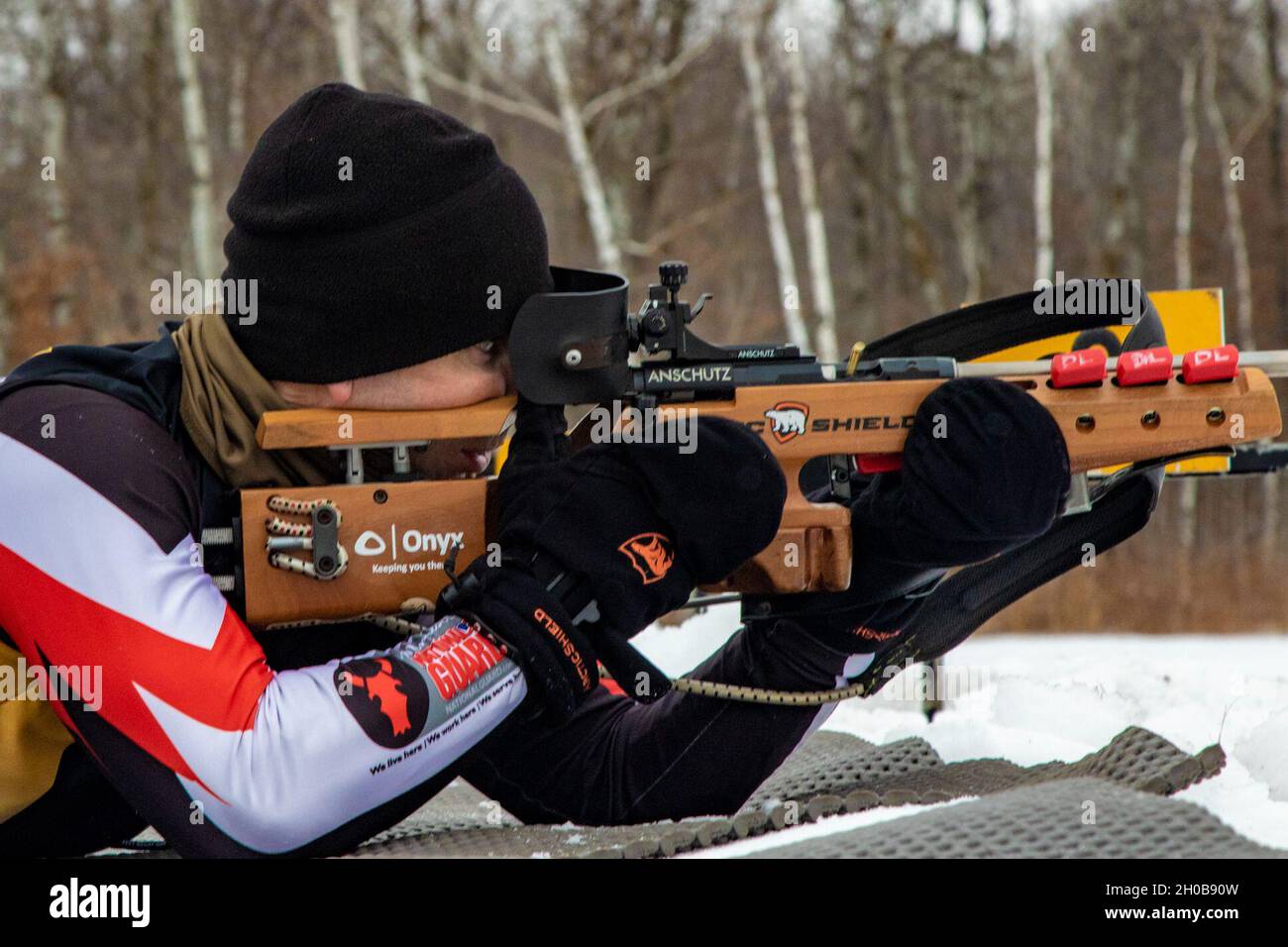 Minnesota National Guard CW4 Derek Lindberg performs an "American Test ...