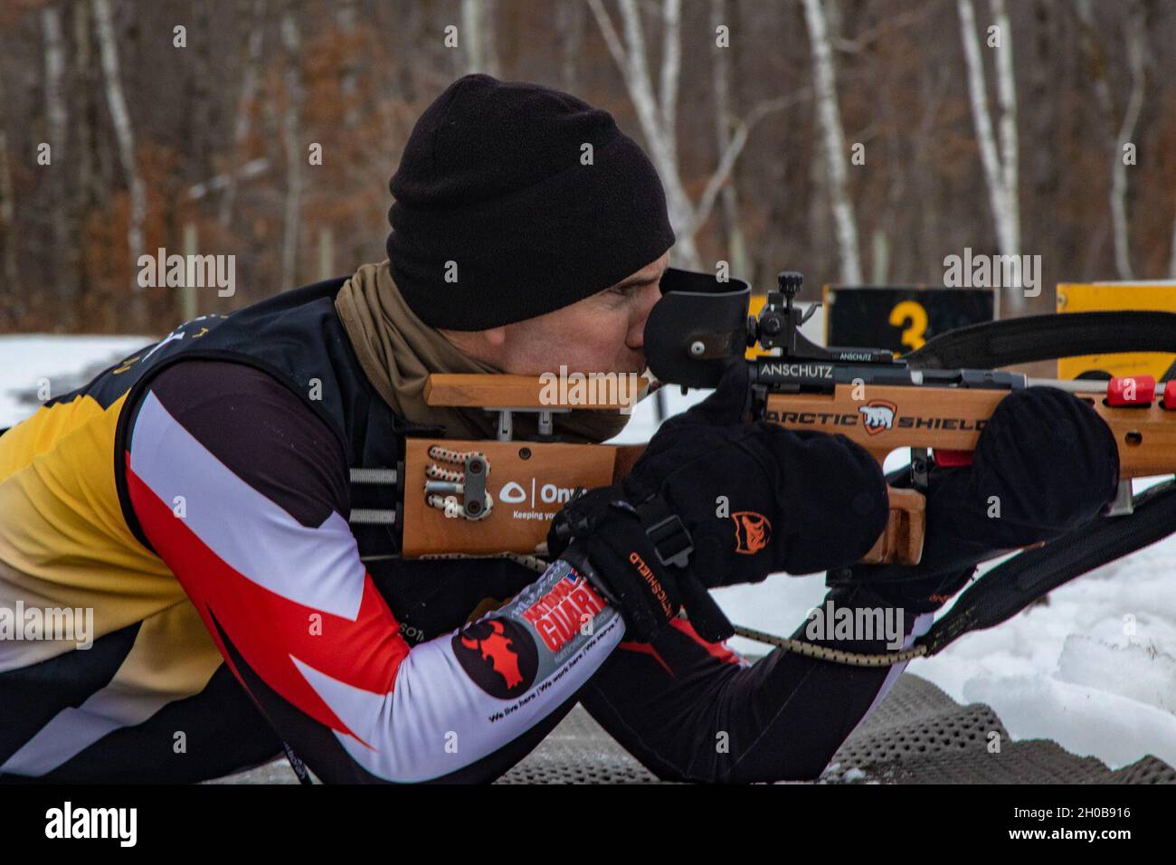 Minnesota National Guard CW4 Derek Lindberg performs an "American Test ...