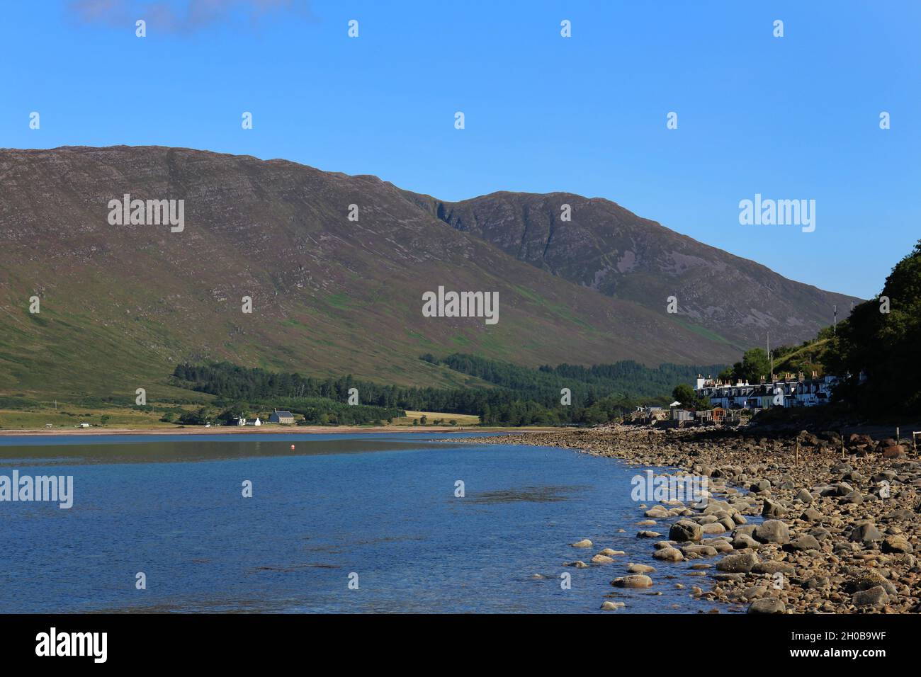 Apple Cross pass Stock Photo - Alamy