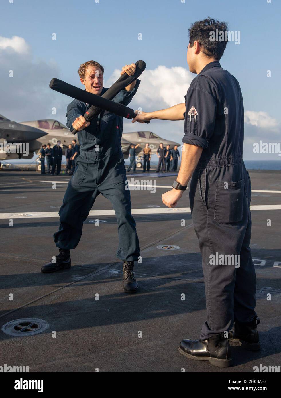 INDIAN OCEAN (Jan. 16, 2021) – U.S. Navy Gunner’s Mate 3rd Class ...