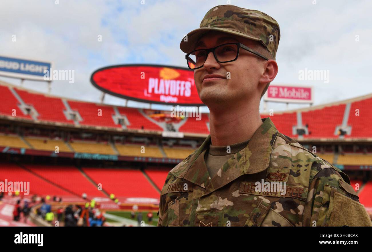 U.S. Air Force Staff Sgt. Brandon Fennell, 509th Aircraft Maintenance ...