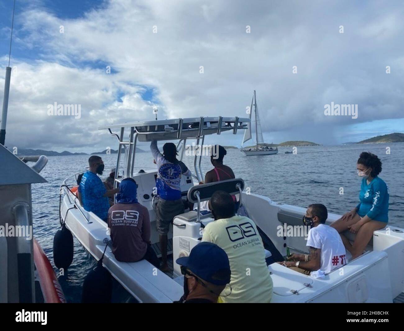 The crew of a Coast Guard Boat Forces Saint Thomas 33-foot Special ...