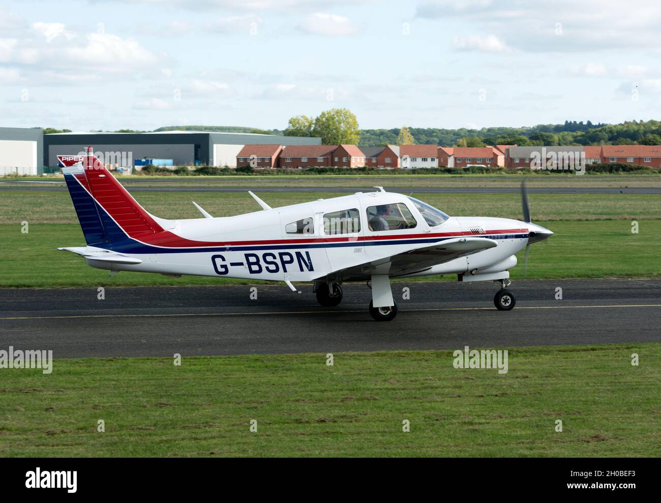 Piper PA-28R-201T Turbo Cherokee Arrow III (G-BSPN) at Wellesbourne ...