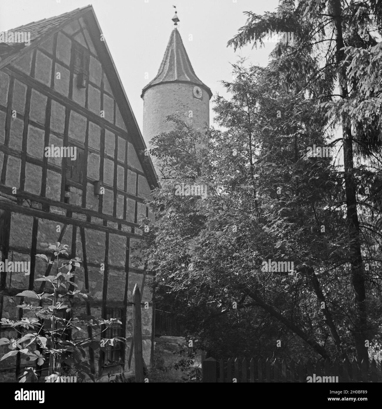 Fachwerkhaus am Diebsturm in Crailsheim, Deutschland 1930er Jahre ...
