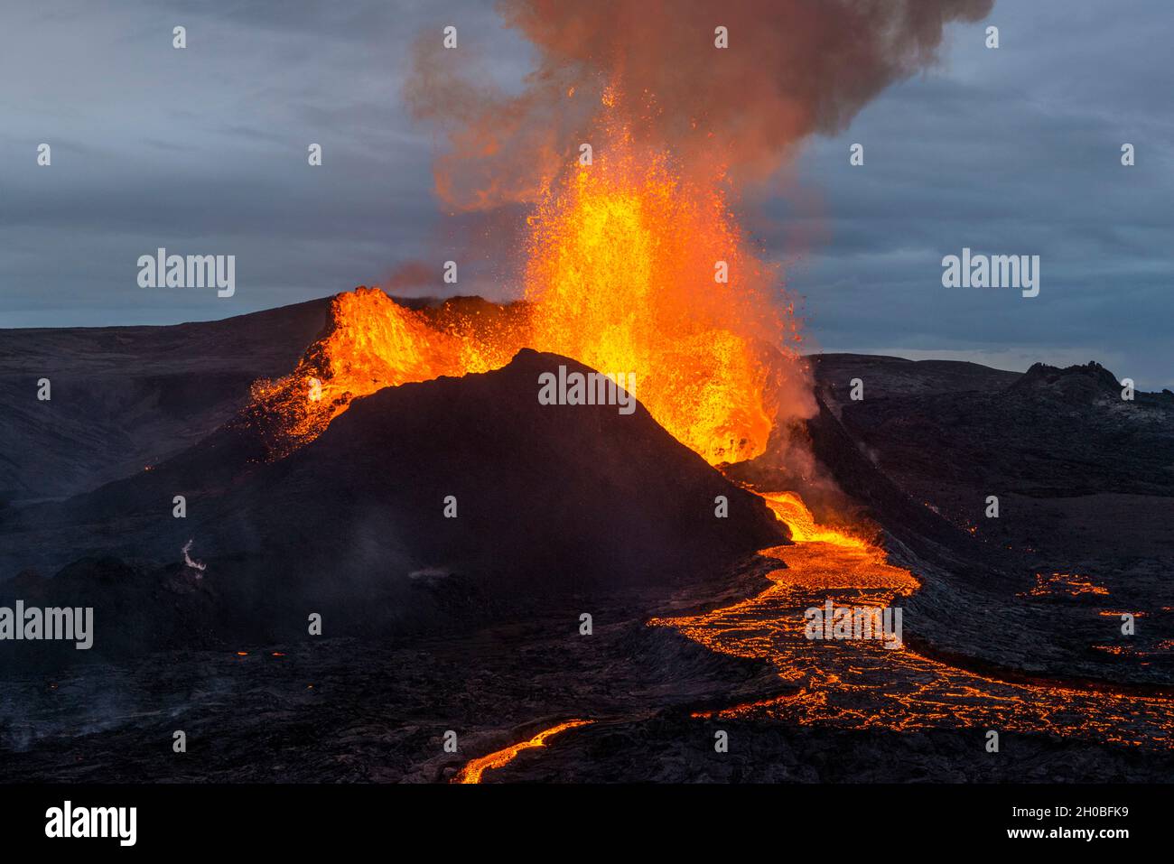 Eruption in Geldingadalur, Fagradalsfjall, Reykjanes Peninsula, Iceland ...