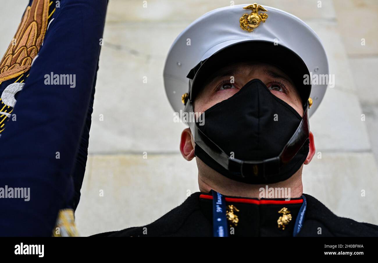 Marine sentry hi-res stock photography and images - Alamy