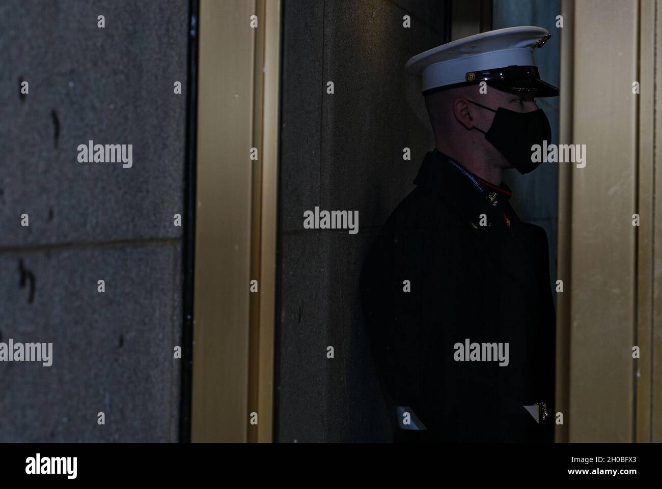 Marine sentry hi-res stock photography and images - Alamy