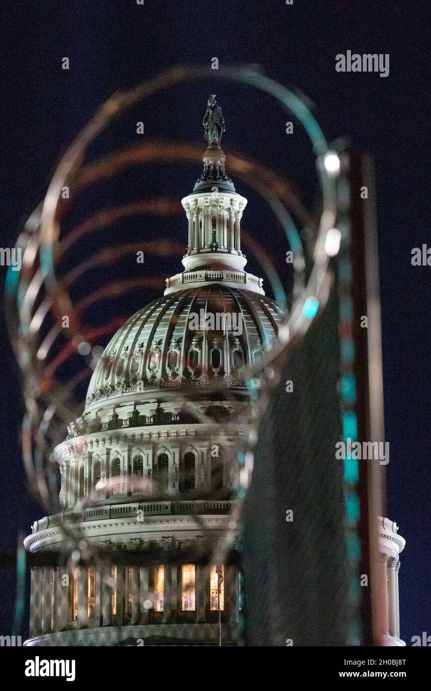Entry control point building hi-res stock photography and images - Alamy