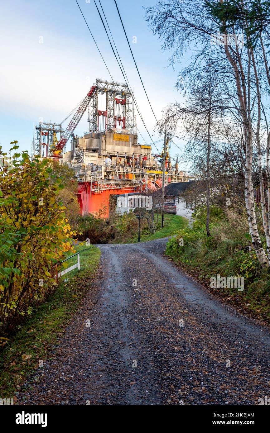 Transocean rig hi-res stock photography and images - Alamy