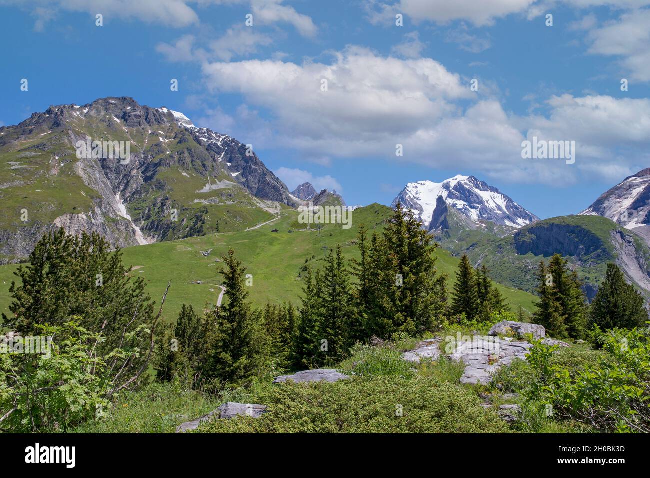 From the arrival of the Champagny aerial lift, exceptional panorama of ...